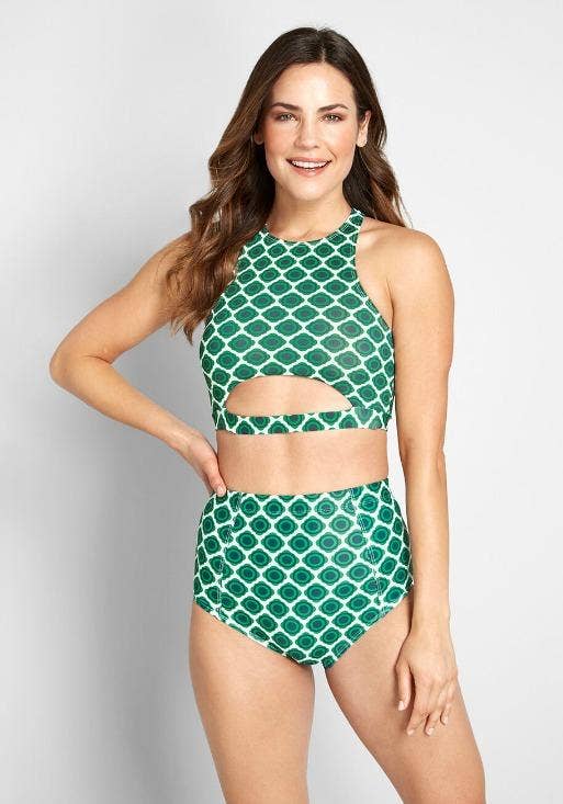 25 Best High Waisted Swimsuits — Because Retro Is Sexy Yourtango 0532